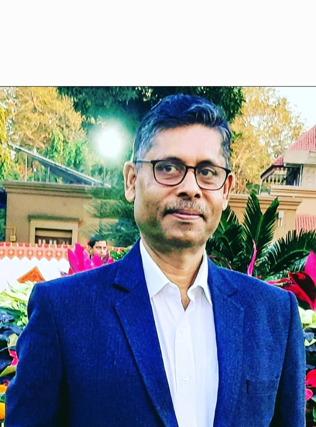 Dr. Jaideep Das – Medium