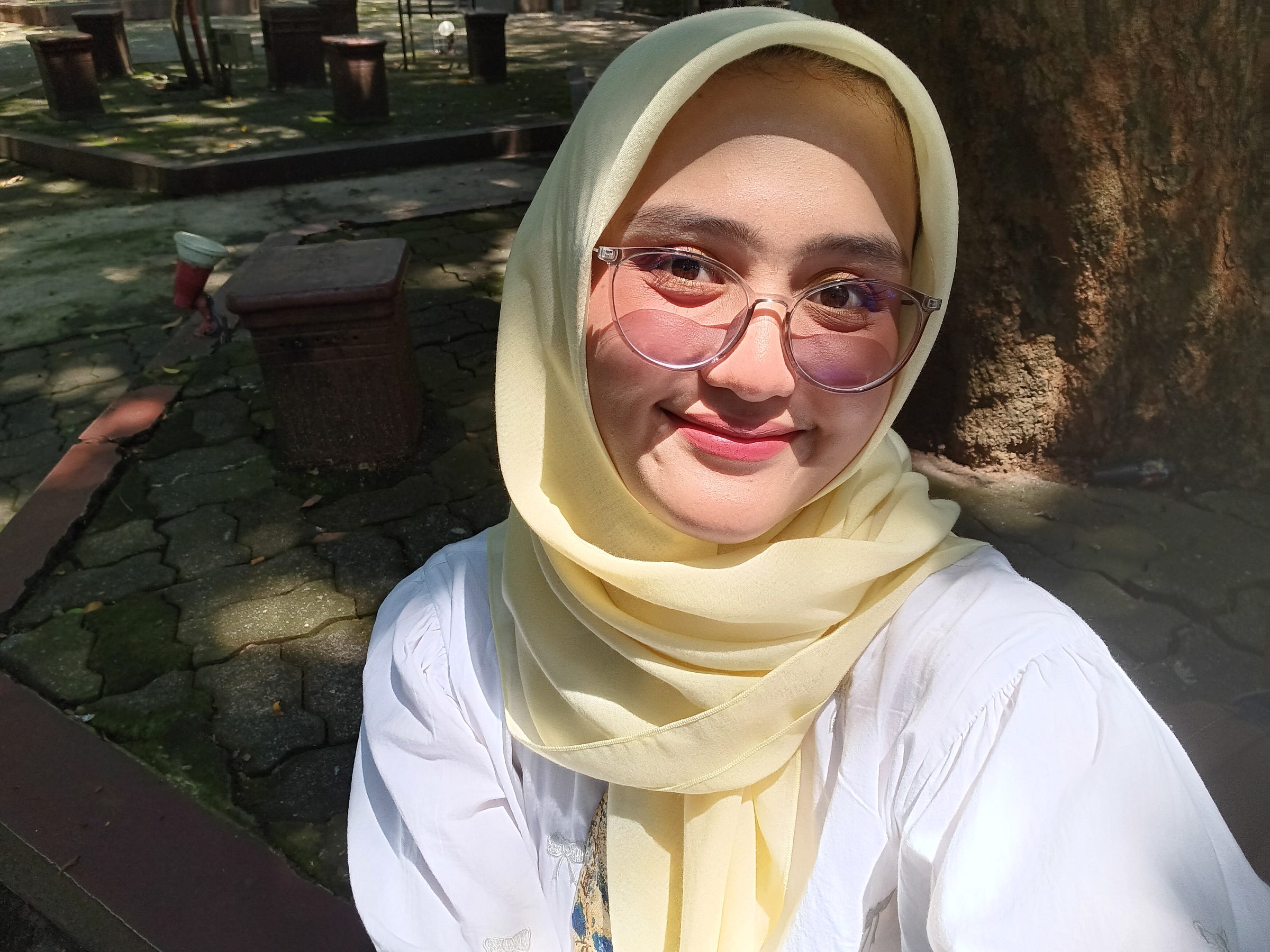 Firdausi Khoirunnisa – Medium