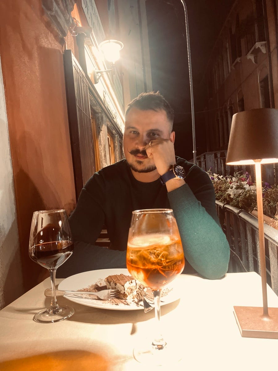 Oleksandr Tarnavskyi – Medium