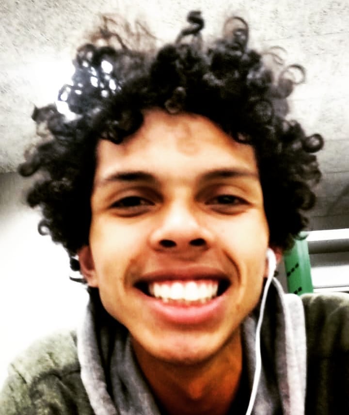 Patrick Luz – Medium