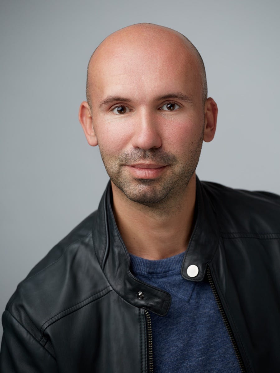 Vladimir Radovic – Medium