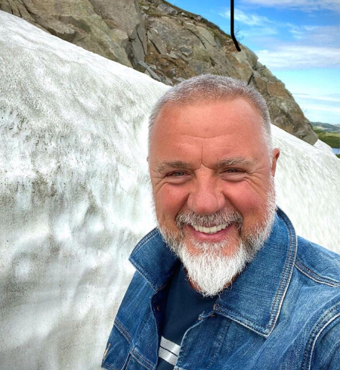 Richard Baris – Medium