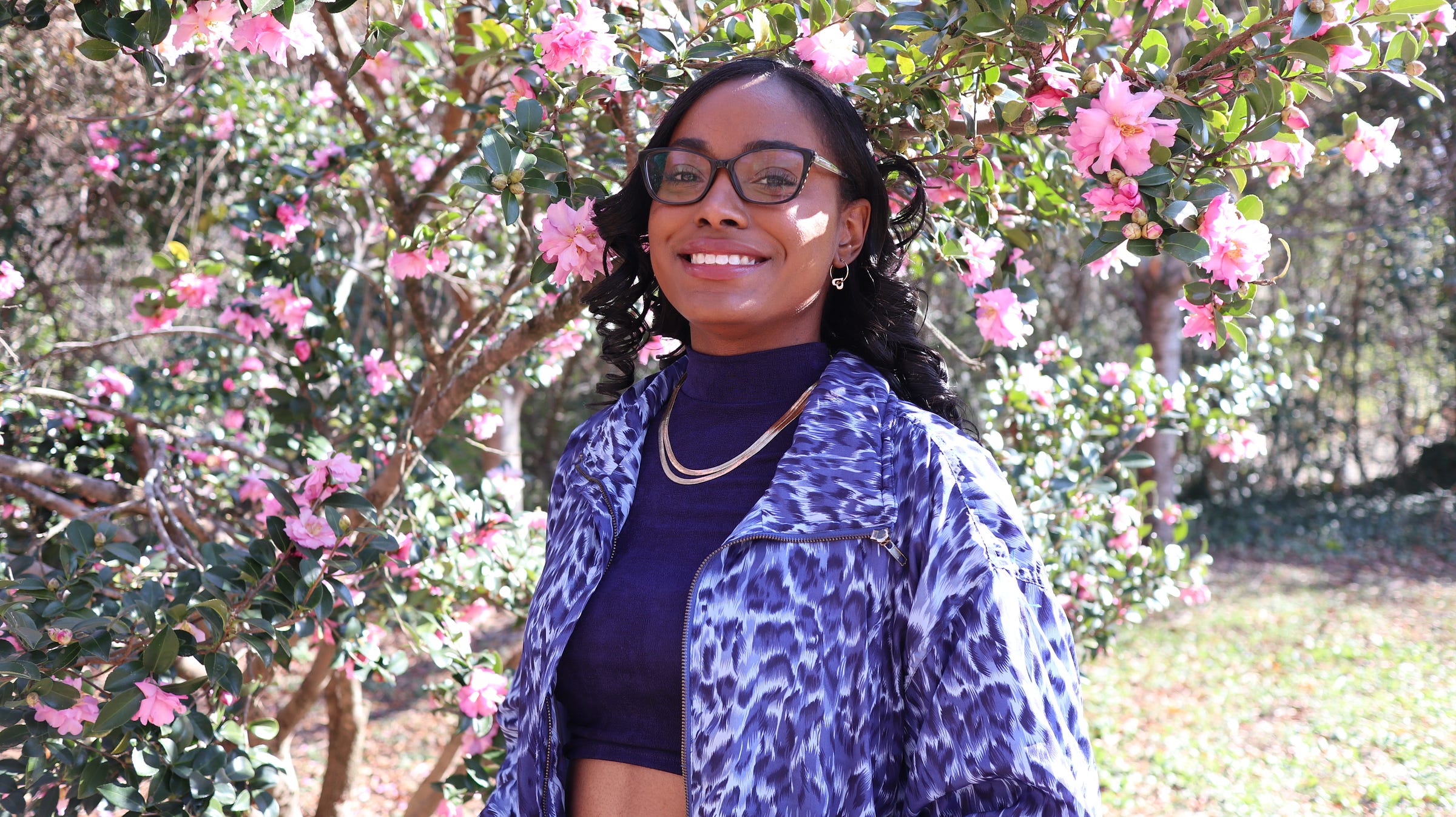 Jessica Gray – Medium