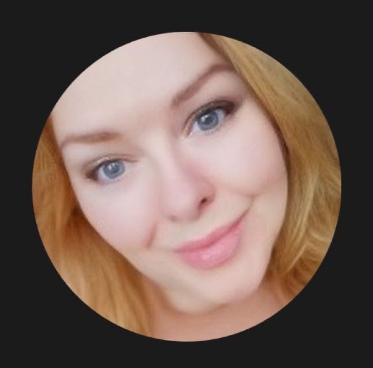 Annabelle Edwards-Grosvenor – Medium