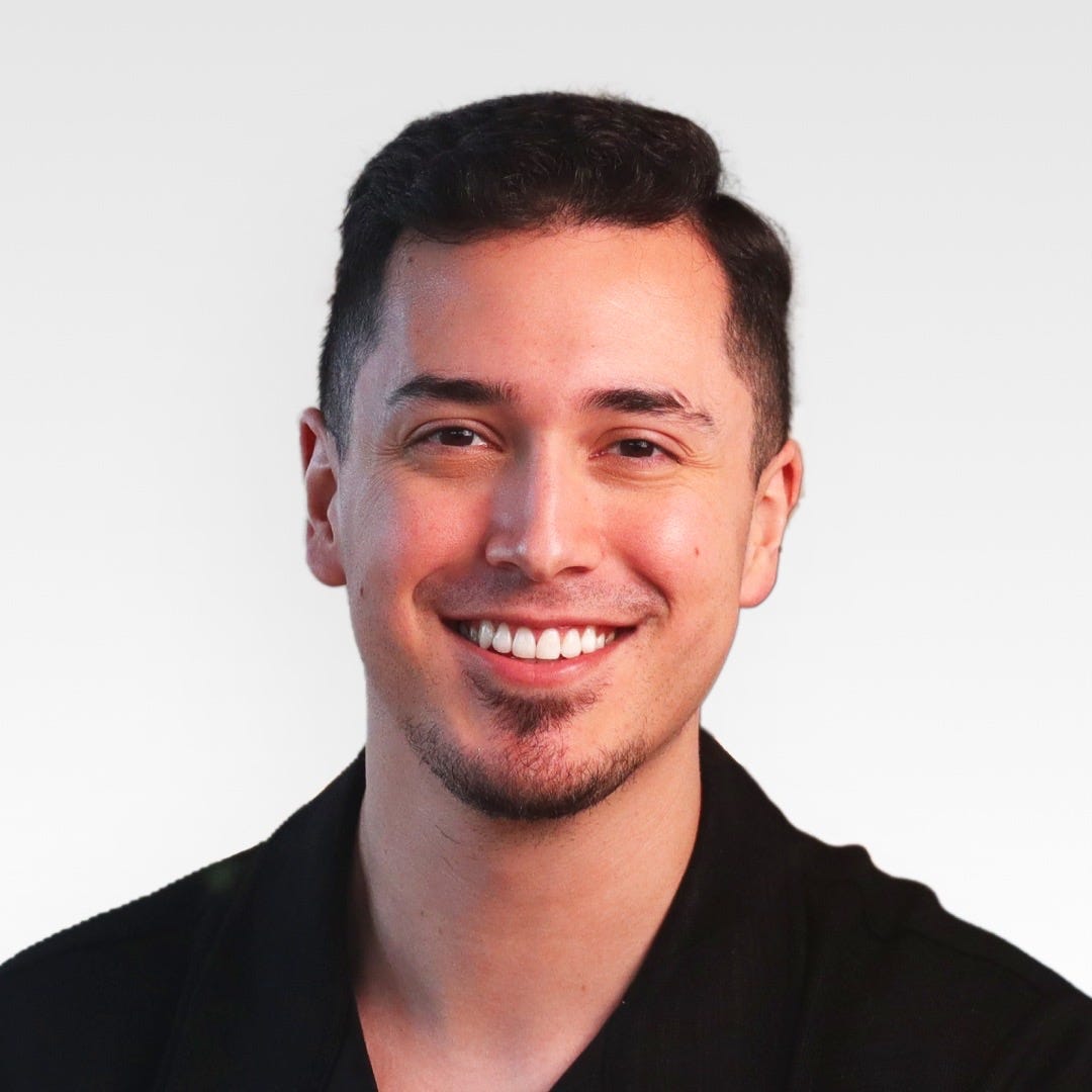 Andres Gonzalez – Medium