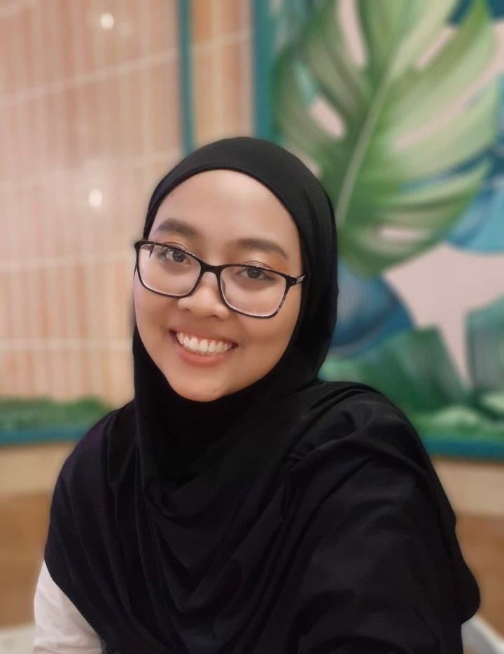 Yulia Sri Rahayu – Medium