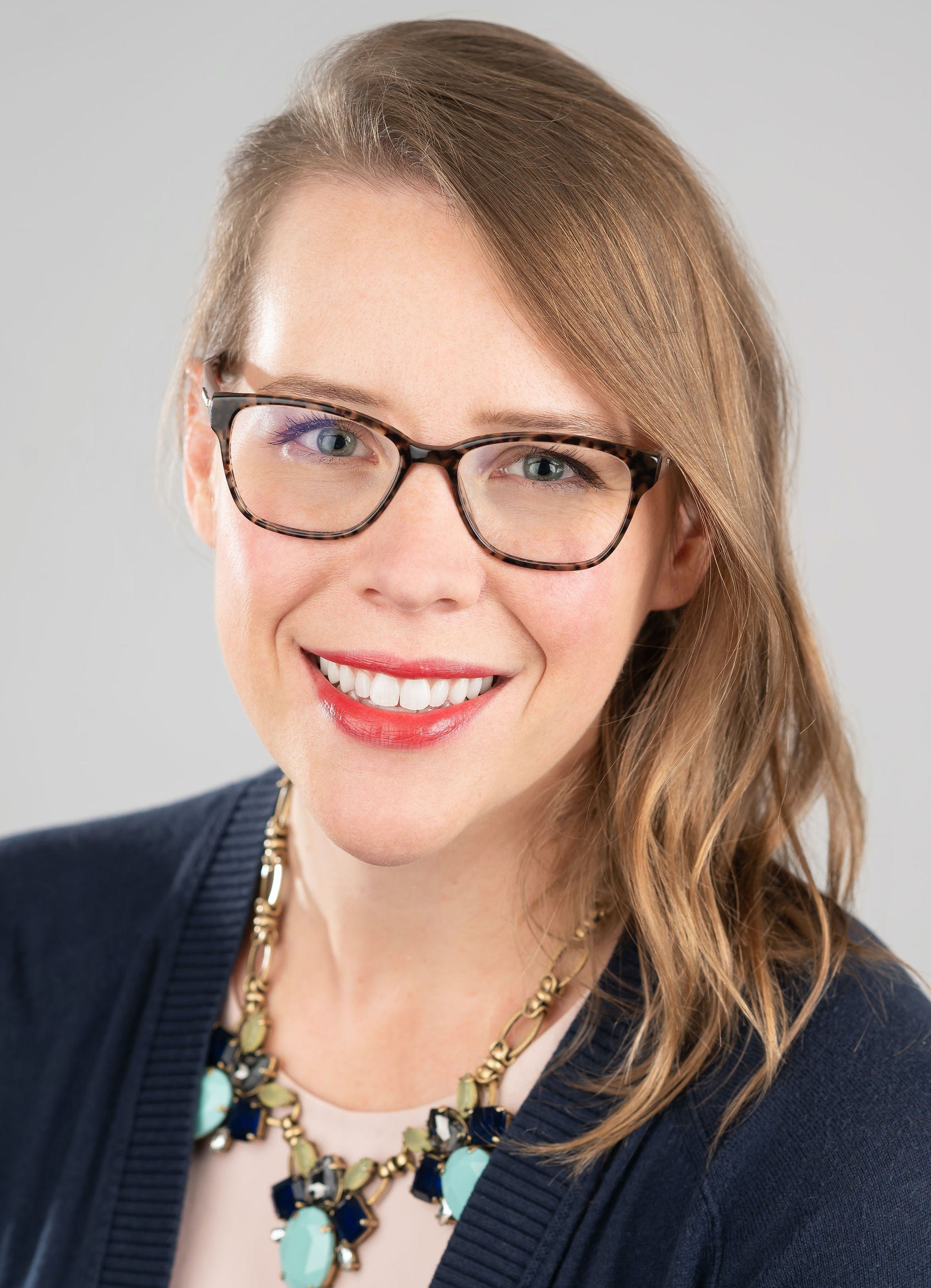 Katie Wahler – Medium