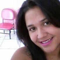 jaqueline fernanda – Medium