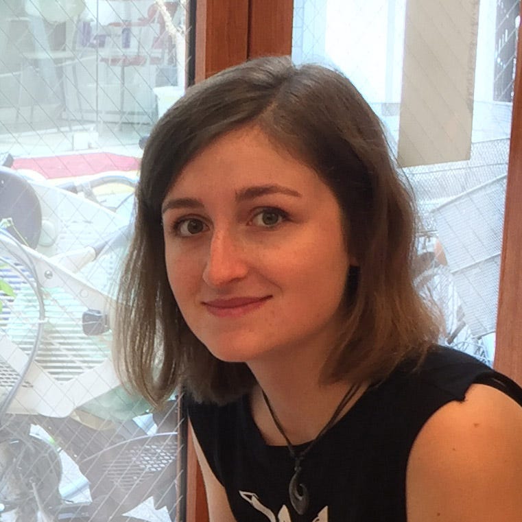 julie laval – Medium