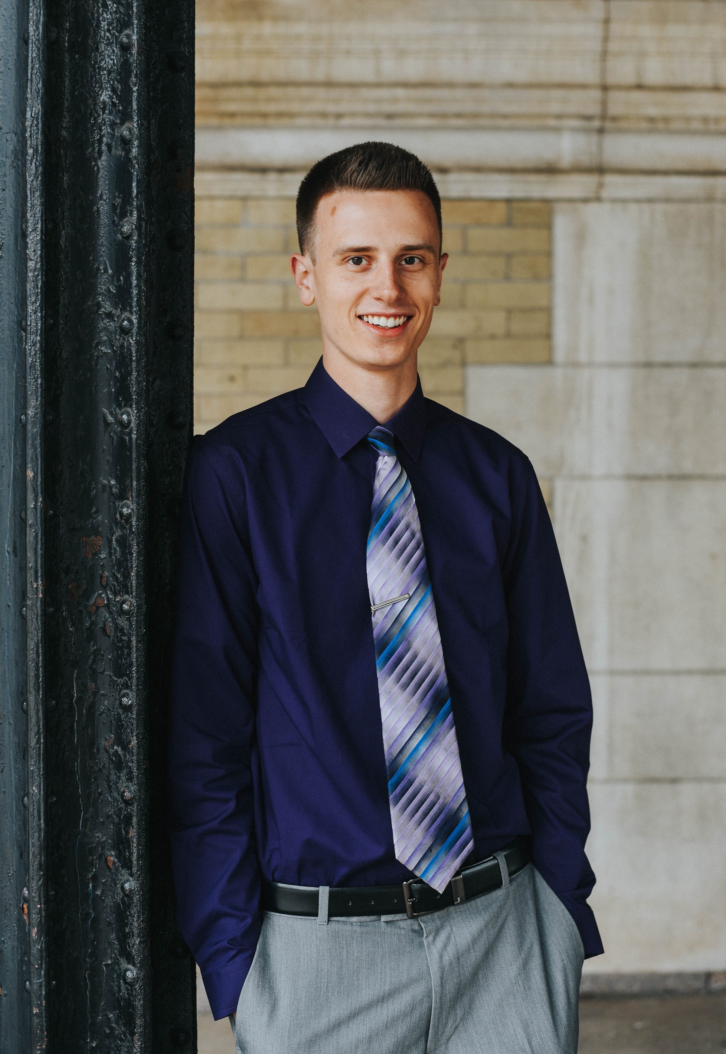 Alex Byom – Medium