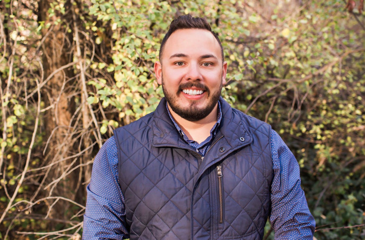 Zack Shutt – Medium