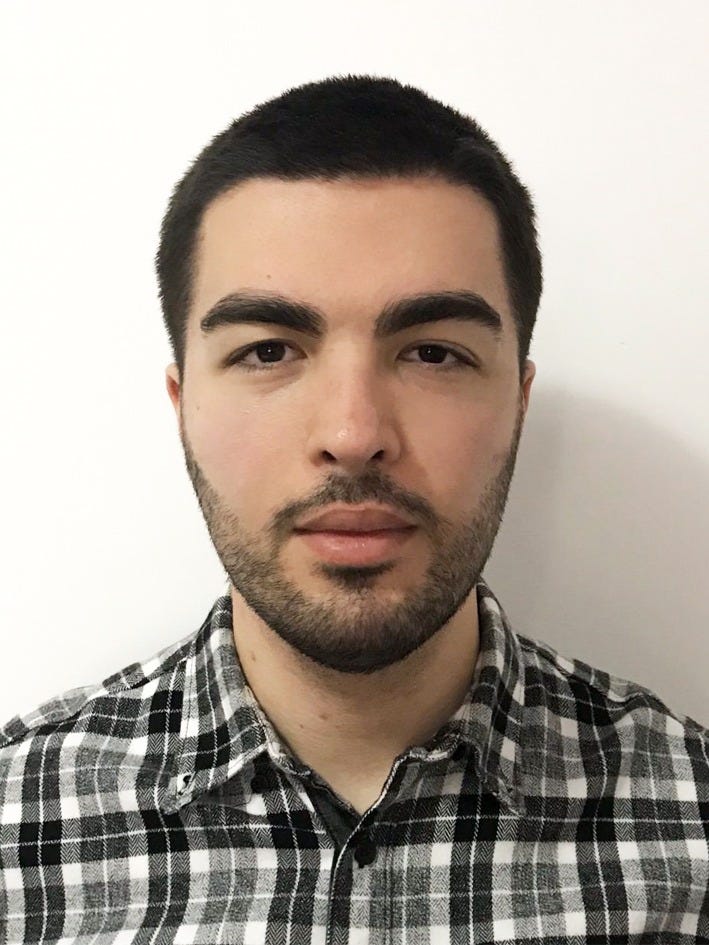 Eduard Ciolompea – Medium