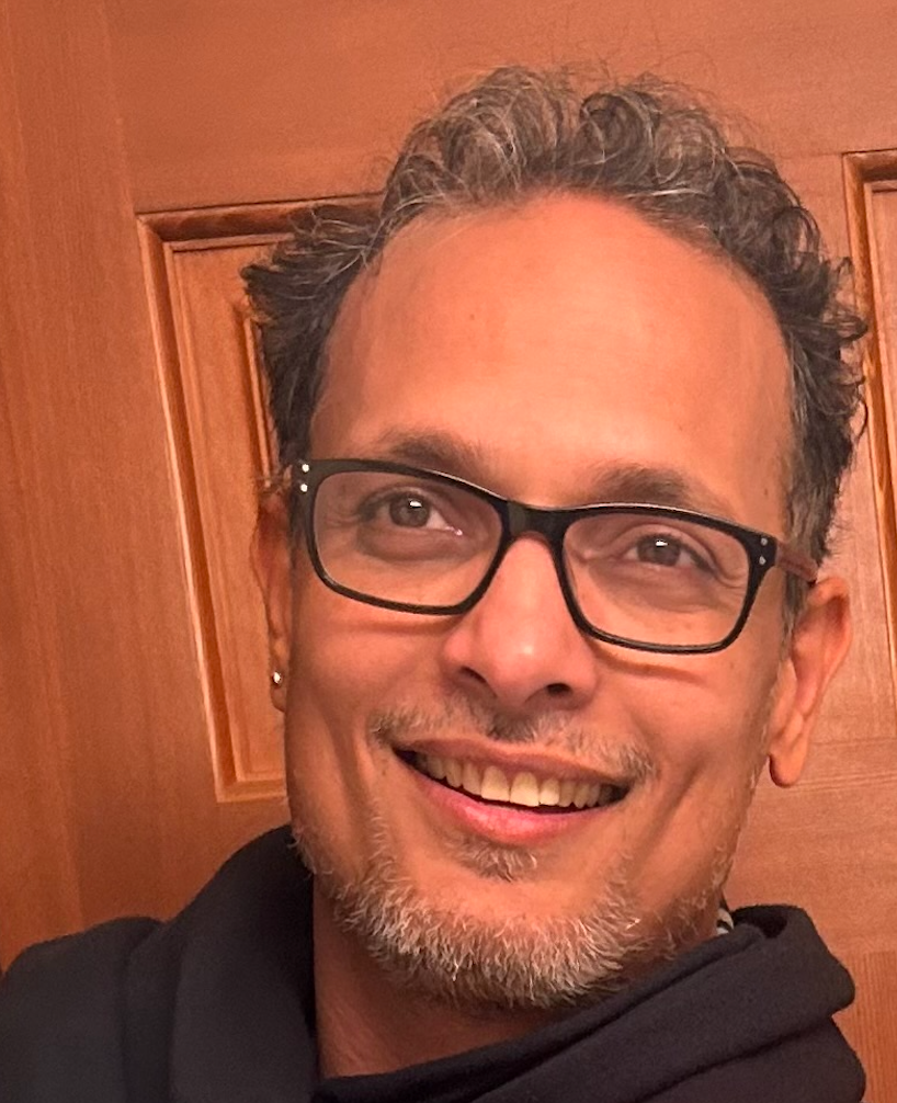 Russel Brunton – Medium