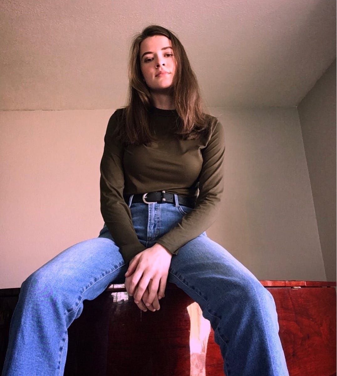 Sarah Strang – Medium
