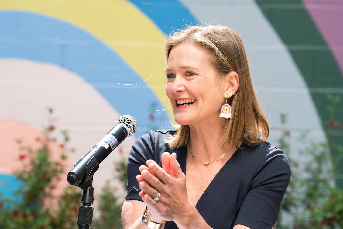 Rebecca Foster – Medium