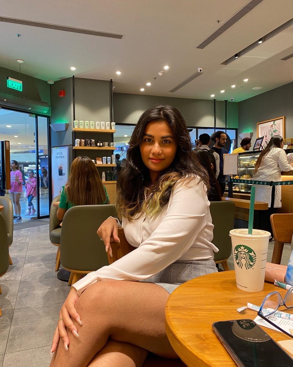 Himja Razdan – Medium