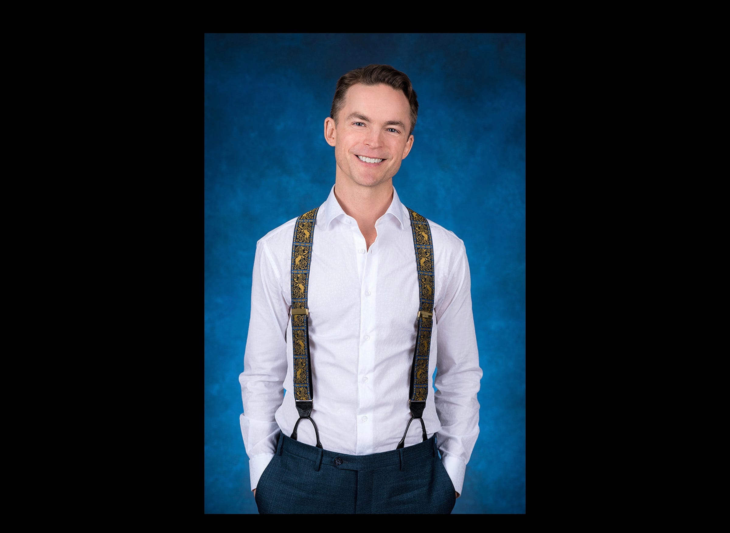 John Erwin – Medium