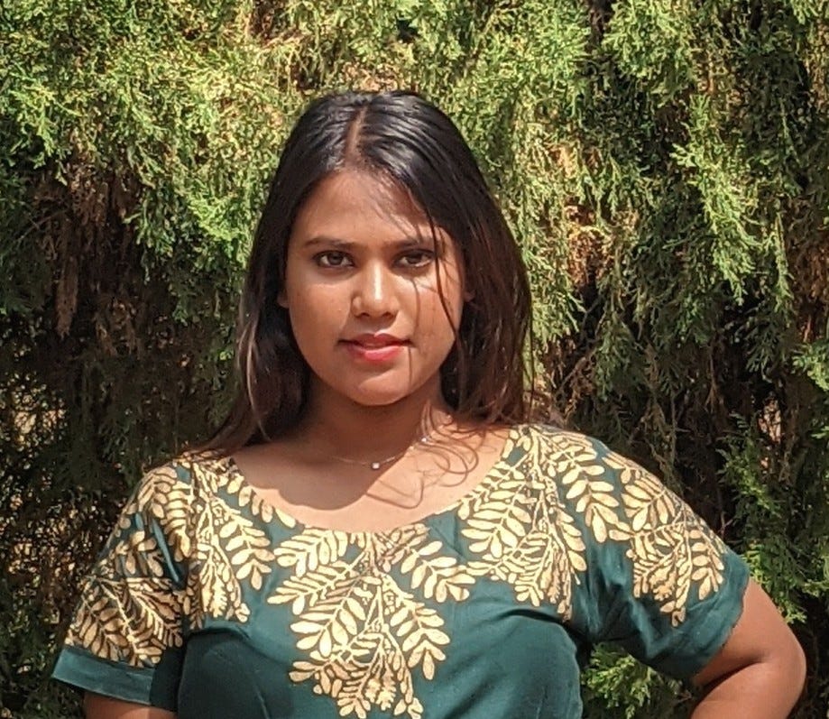 Susan Nivia – Medium