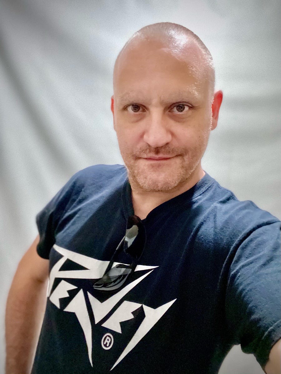 Robert Wolcott – Medium