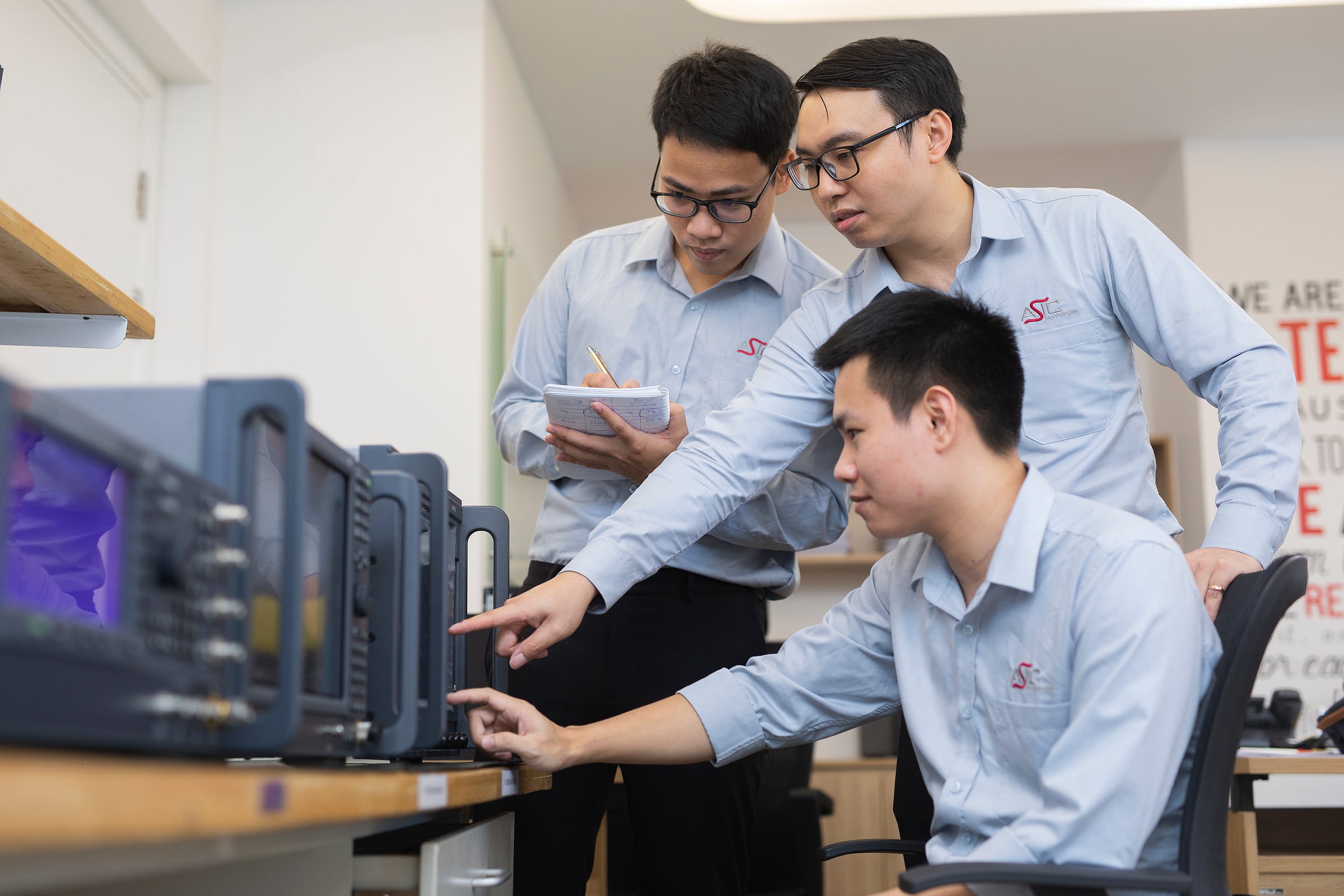 ASIC Engineer – Medium
