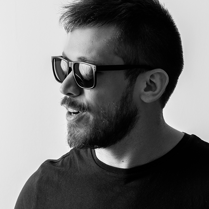 Horacio Gonzalez – Medium