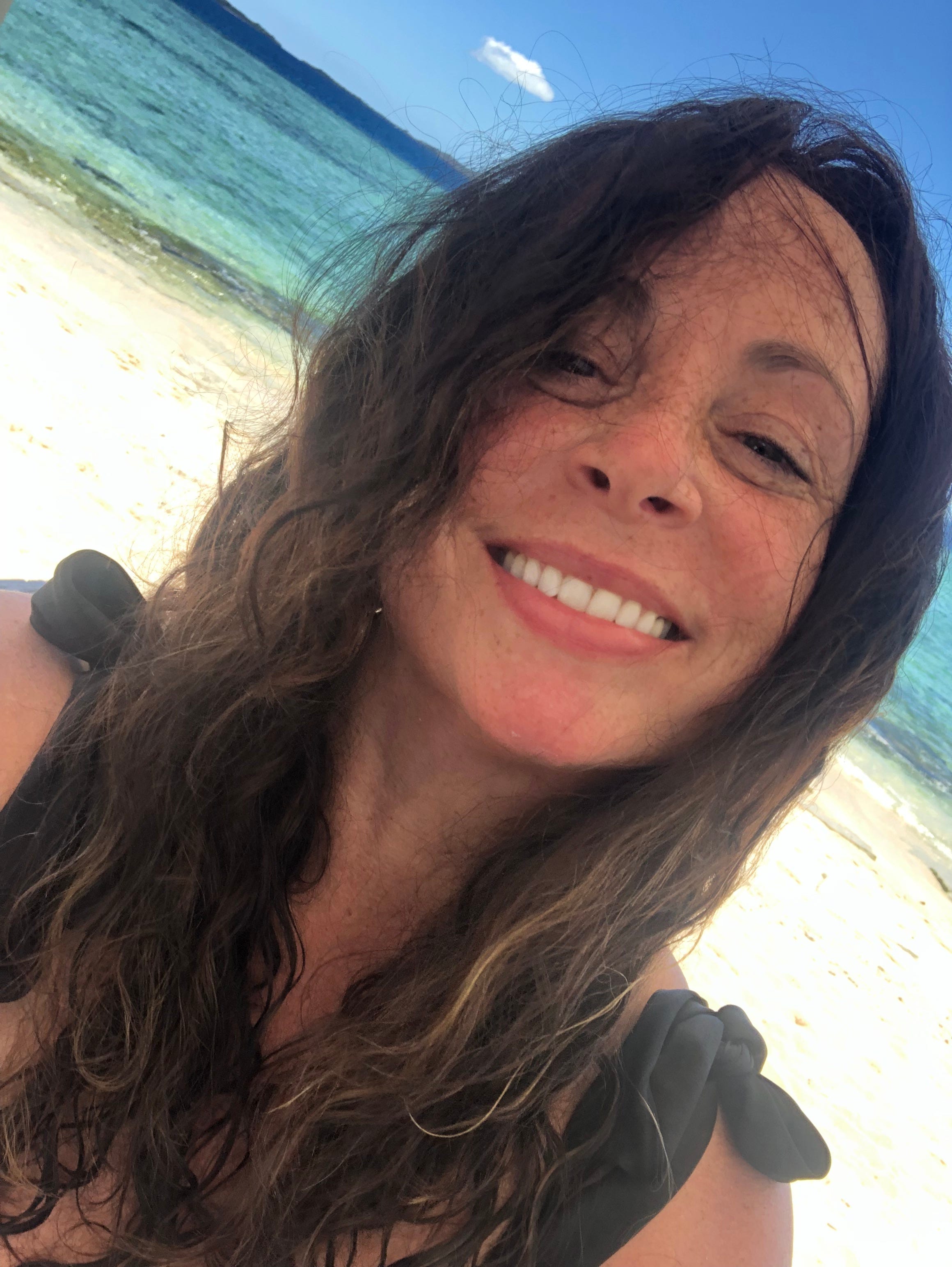 Lisa Hampson – Medium
