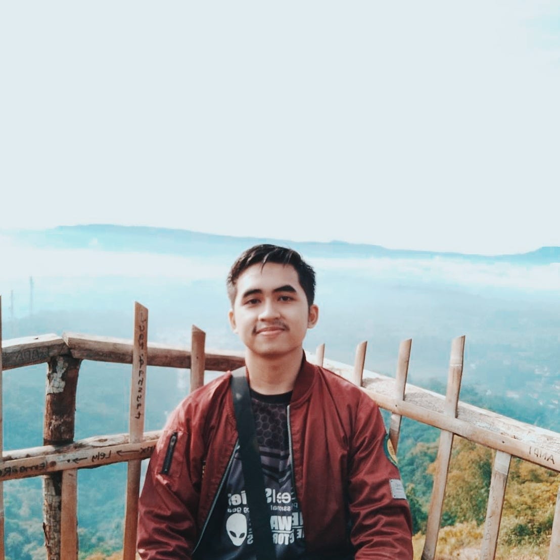 Anton Taufik Hidayat – Medium
