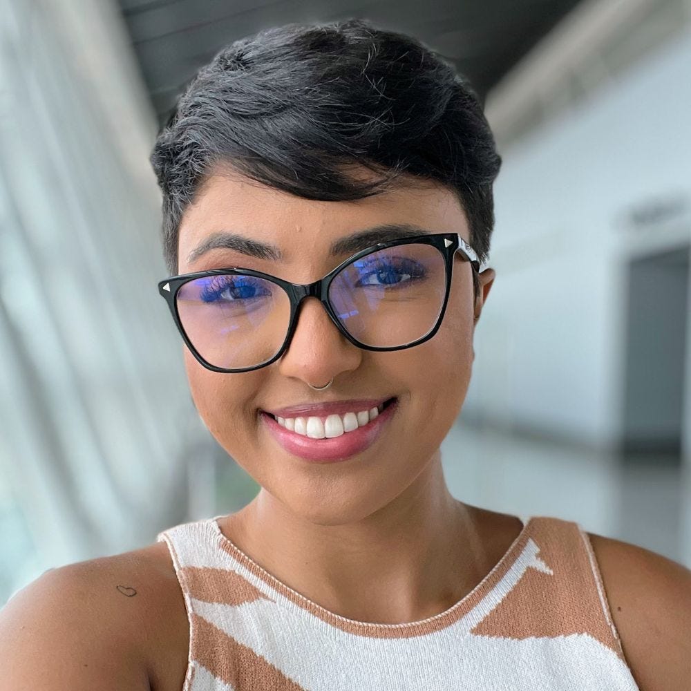 Tainara Reis – Medium