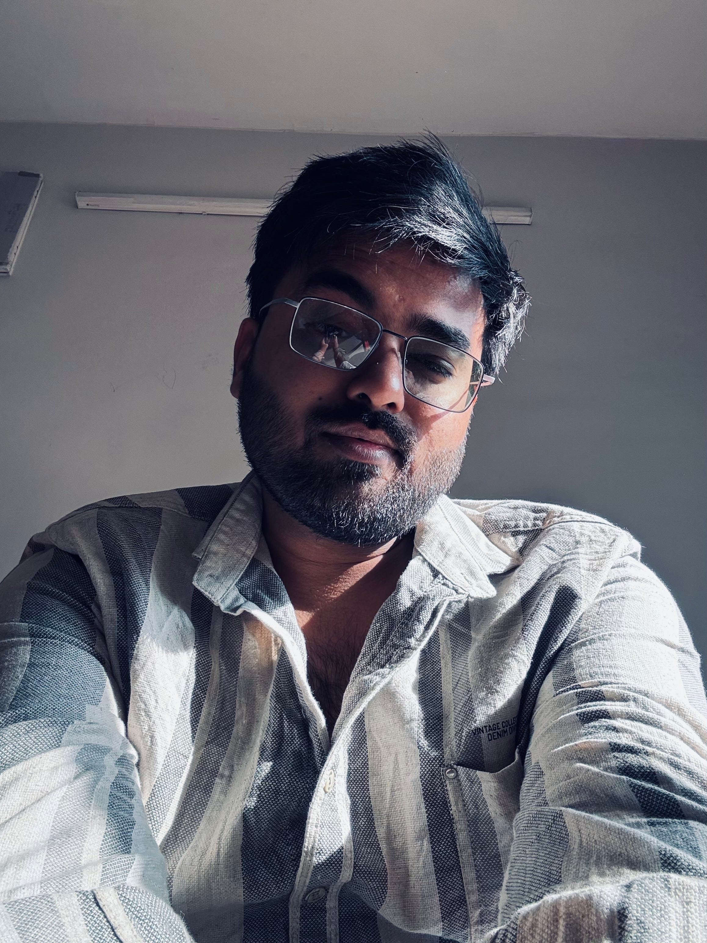 Anurag Tiwari – Medium