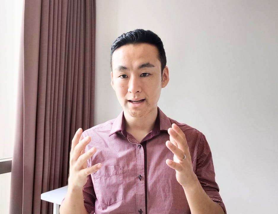 Eiki Takeuchi – Medium