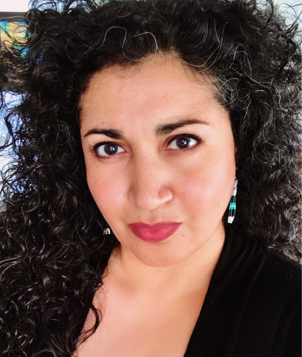 Angela Hayes – Medium