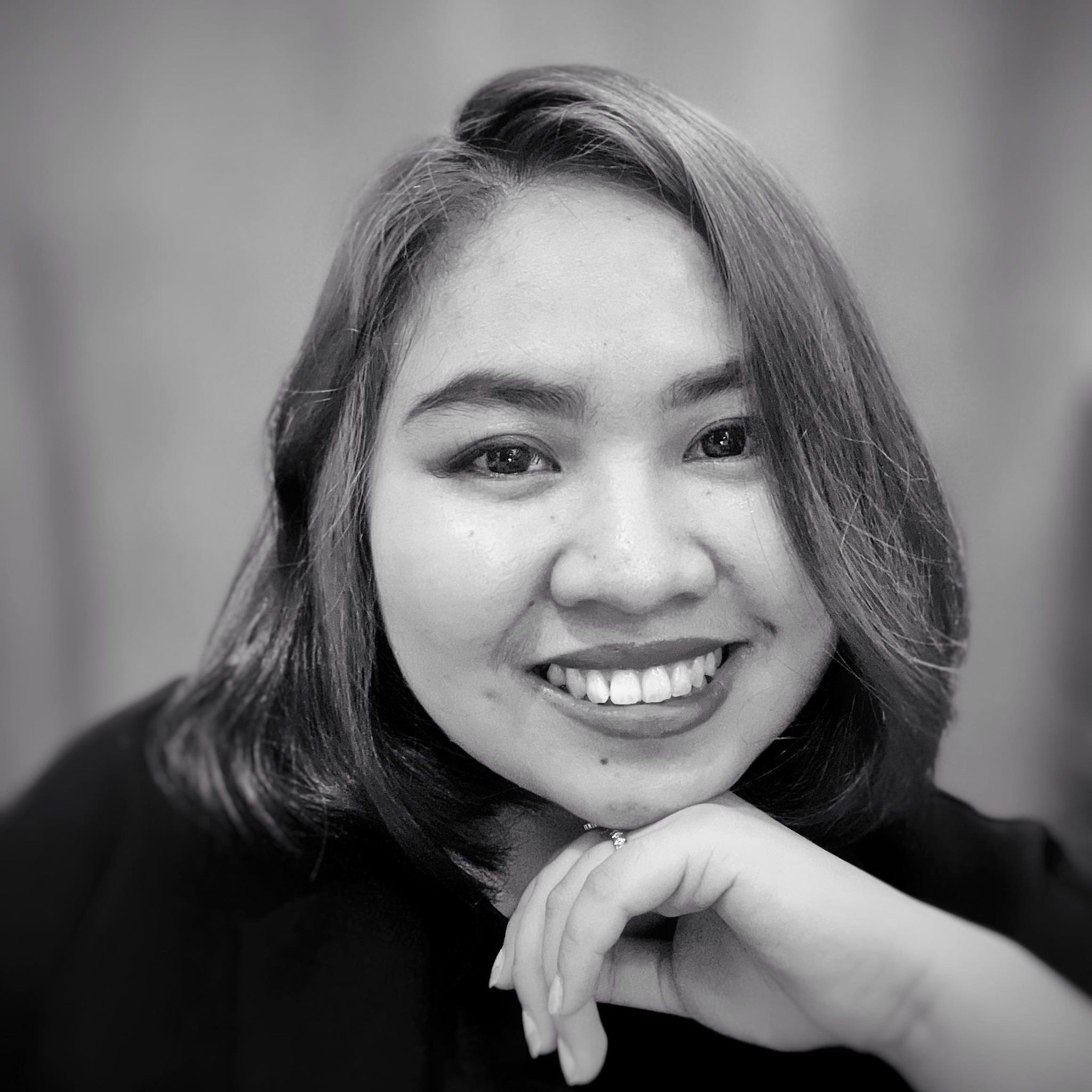 Sam Escueta – Medium