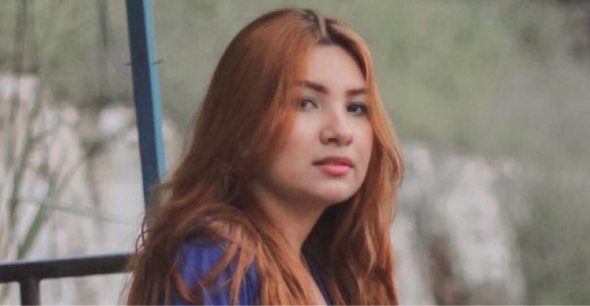 Nádia Dib Alvarenga – Medium