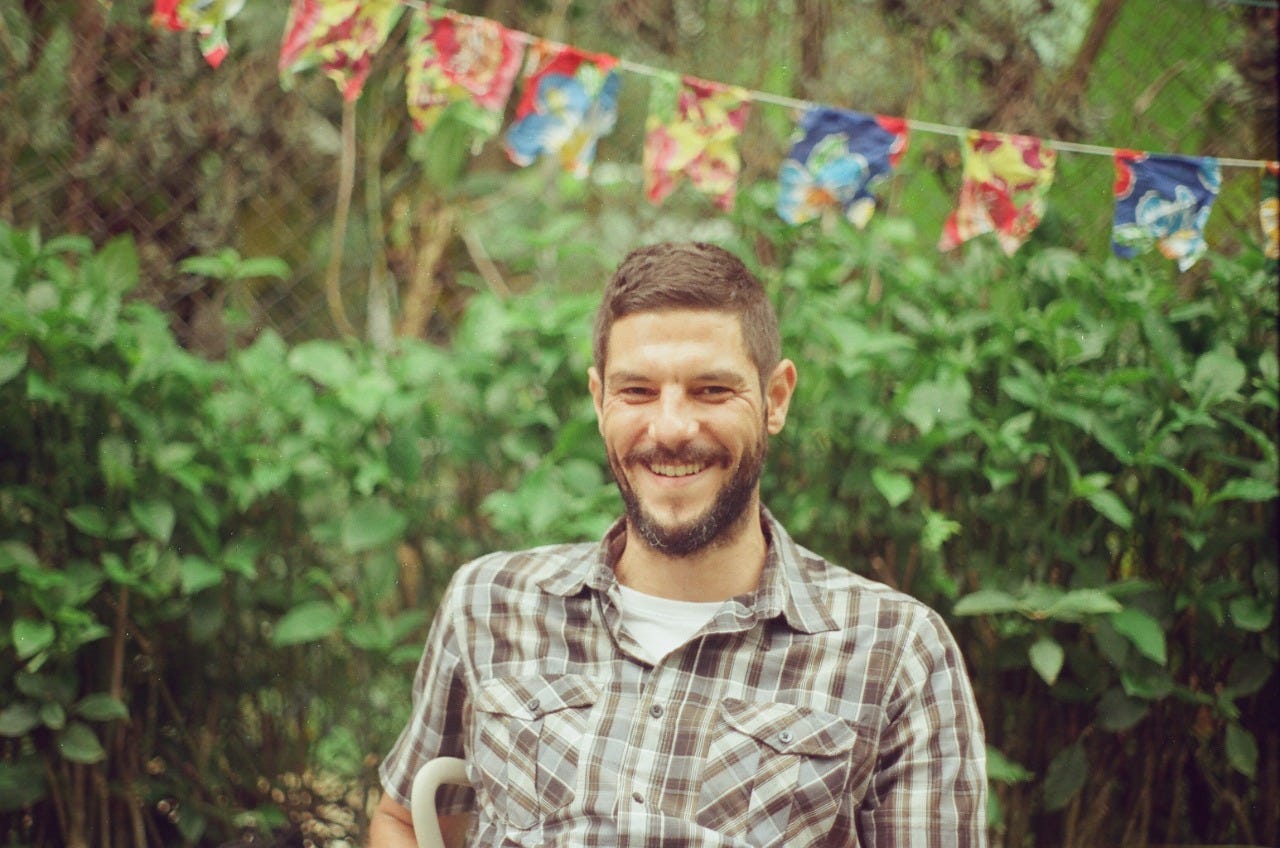 Luis Rodrigues – Medium