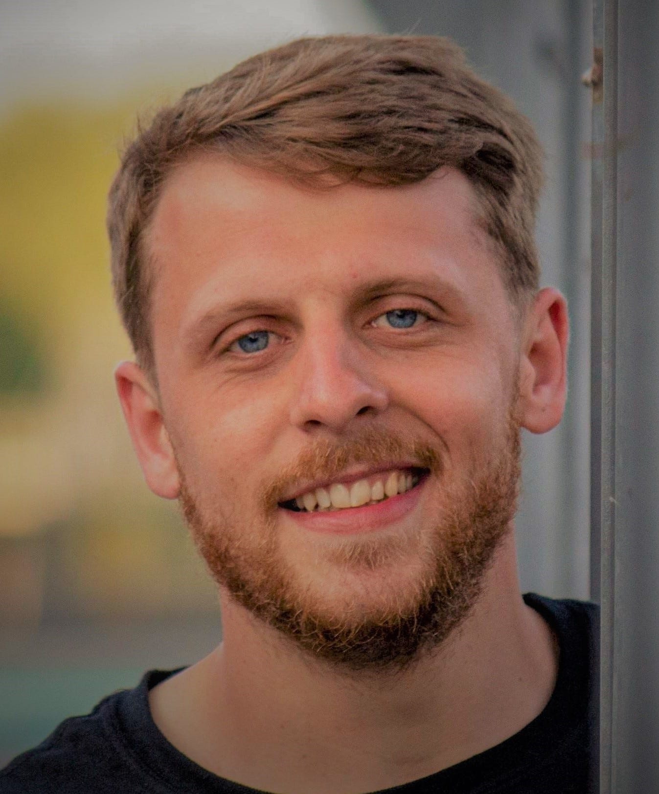 About – L. Thomas – Medium