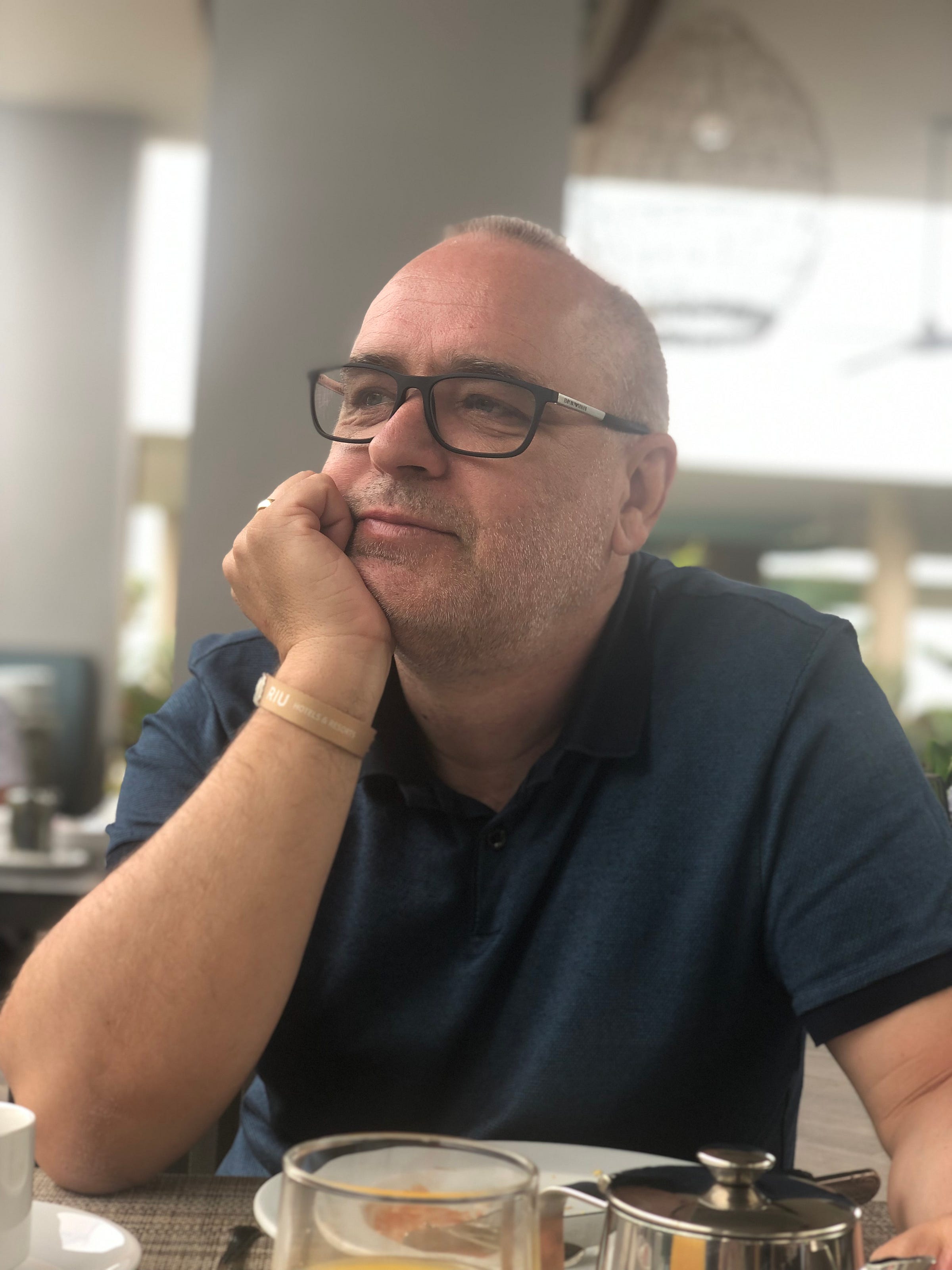 Peter Holmelin – Medium
