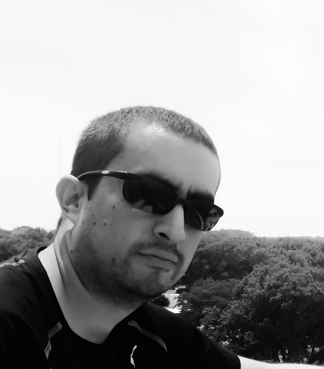 About – aruizle – Medium