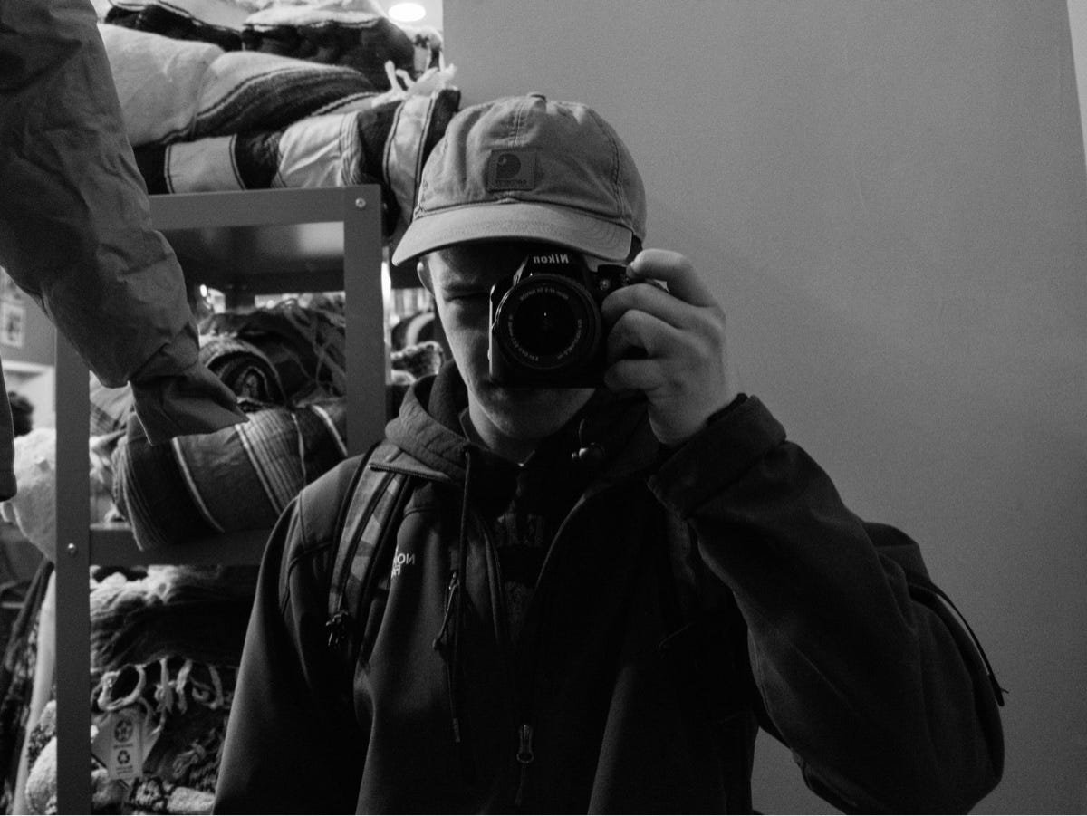 Jake Grella – Medium