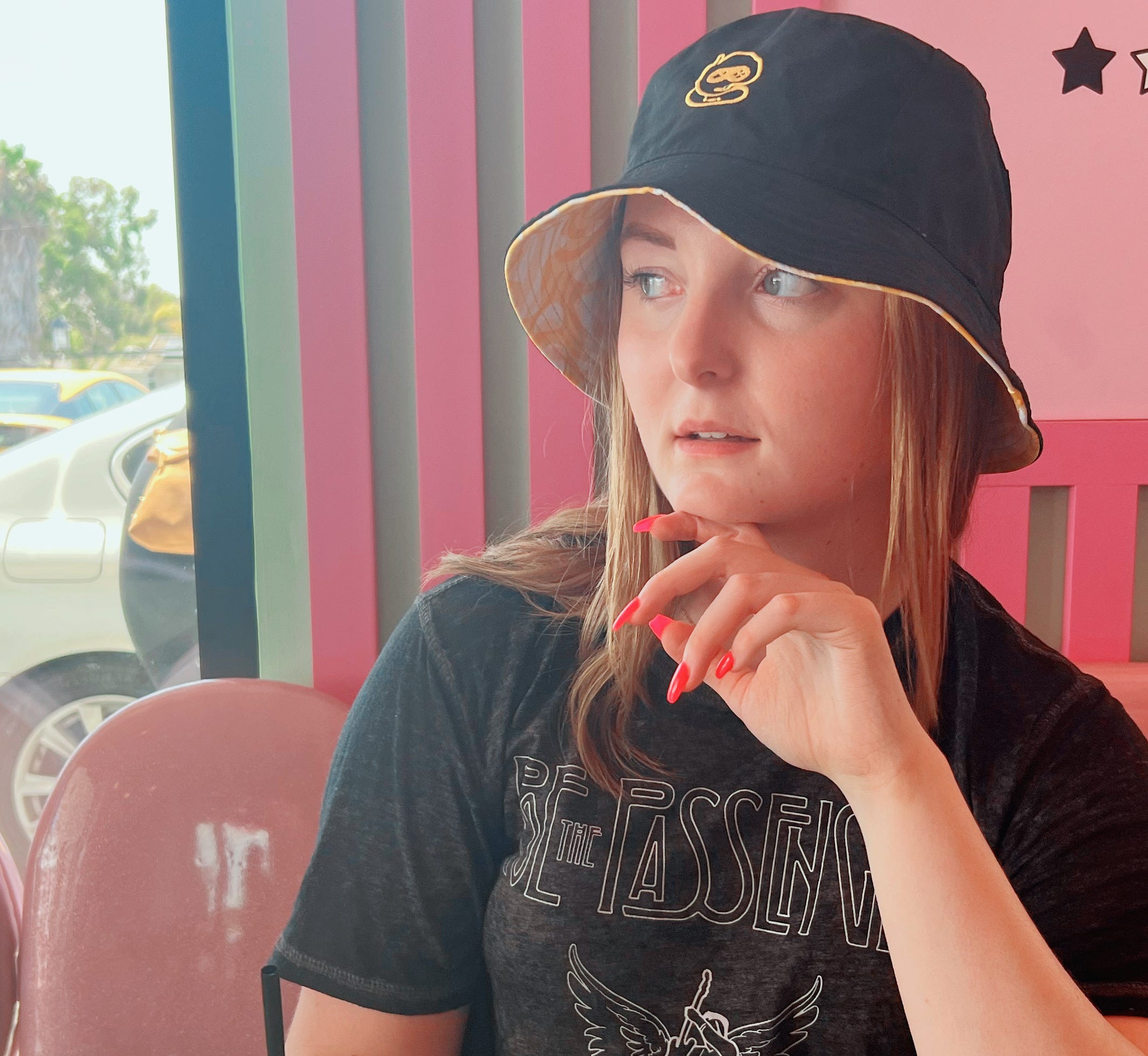 Madi Linds – Medium