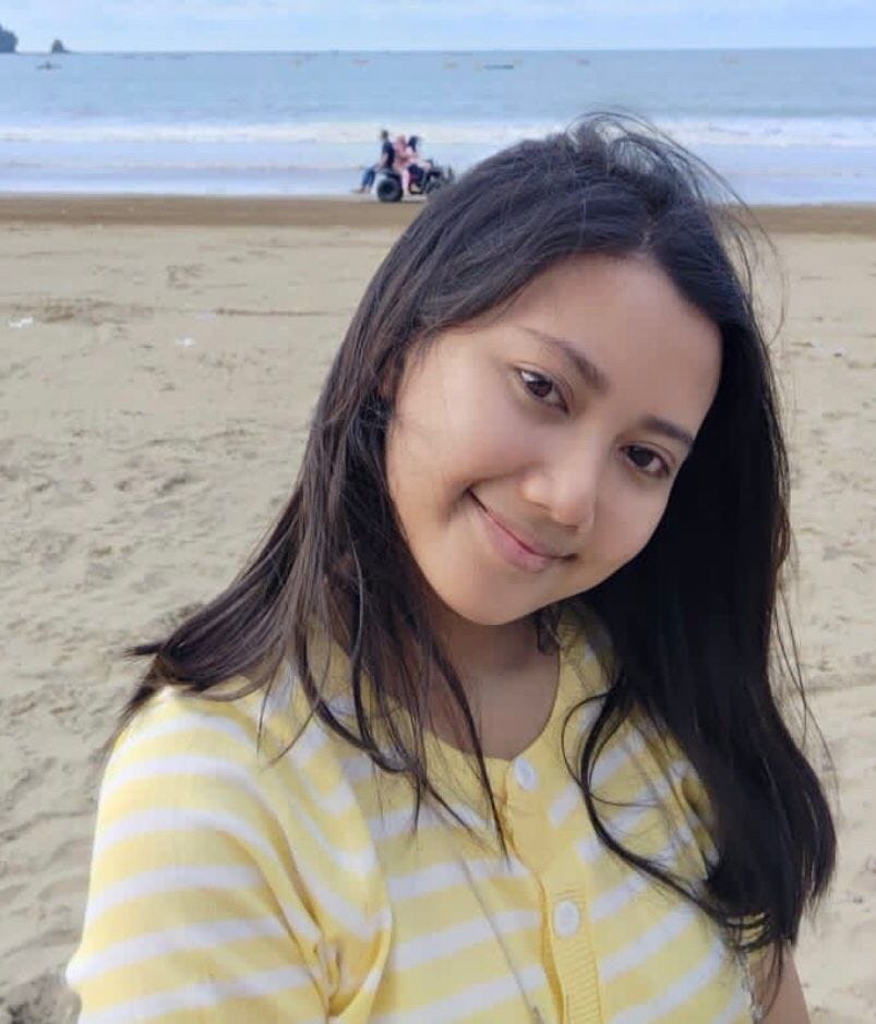 Viola Salvad – Medium