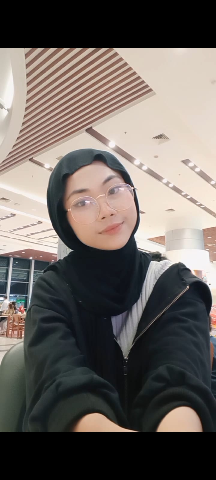 Aulia Annisya Rachma – Medium