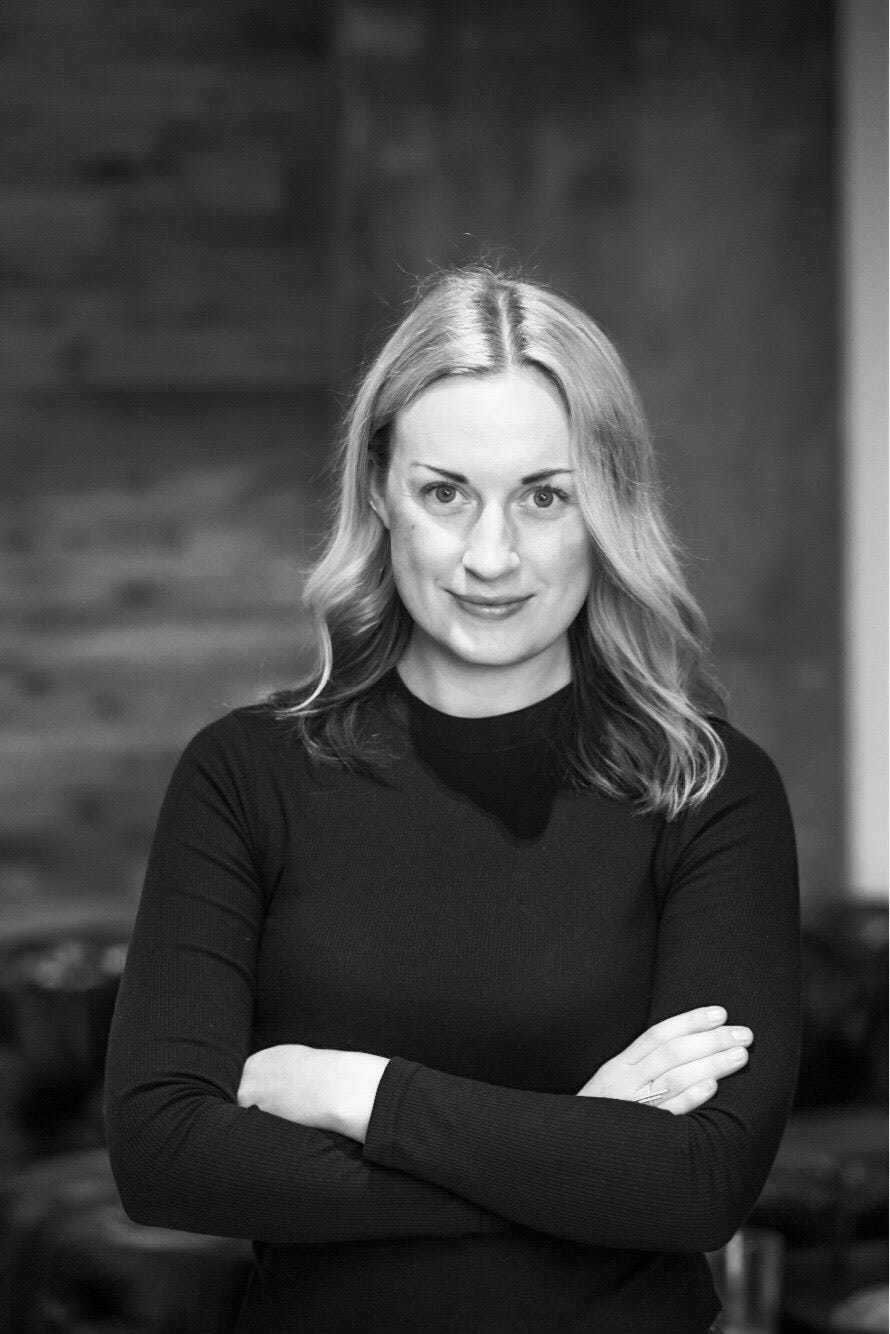 Lilly Davis – Medium