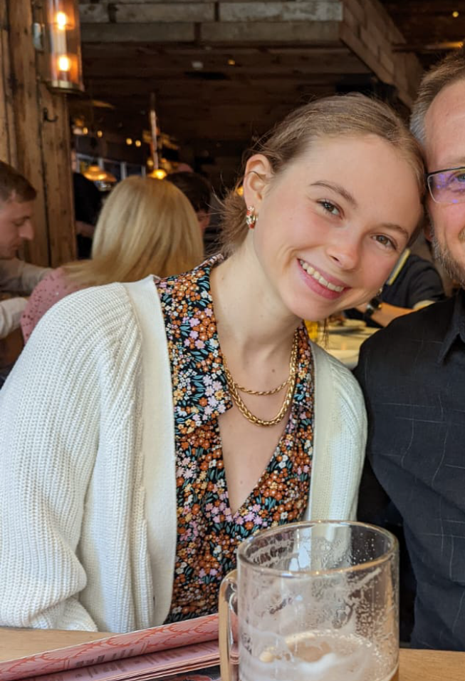 Melody Brown – Medium