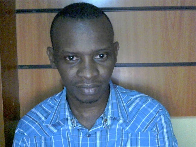 Steve Mugo – Medium
