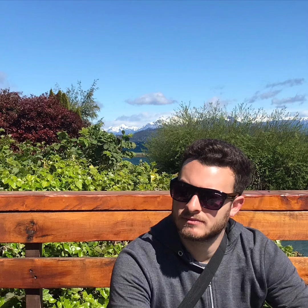 Oliver Davenport – Medium