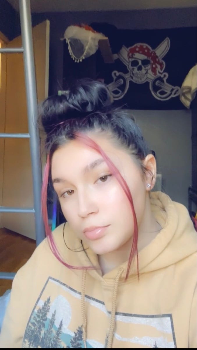 Destiny Newman – Medium