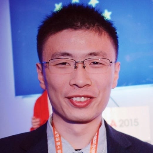 Mo YUN – Medium