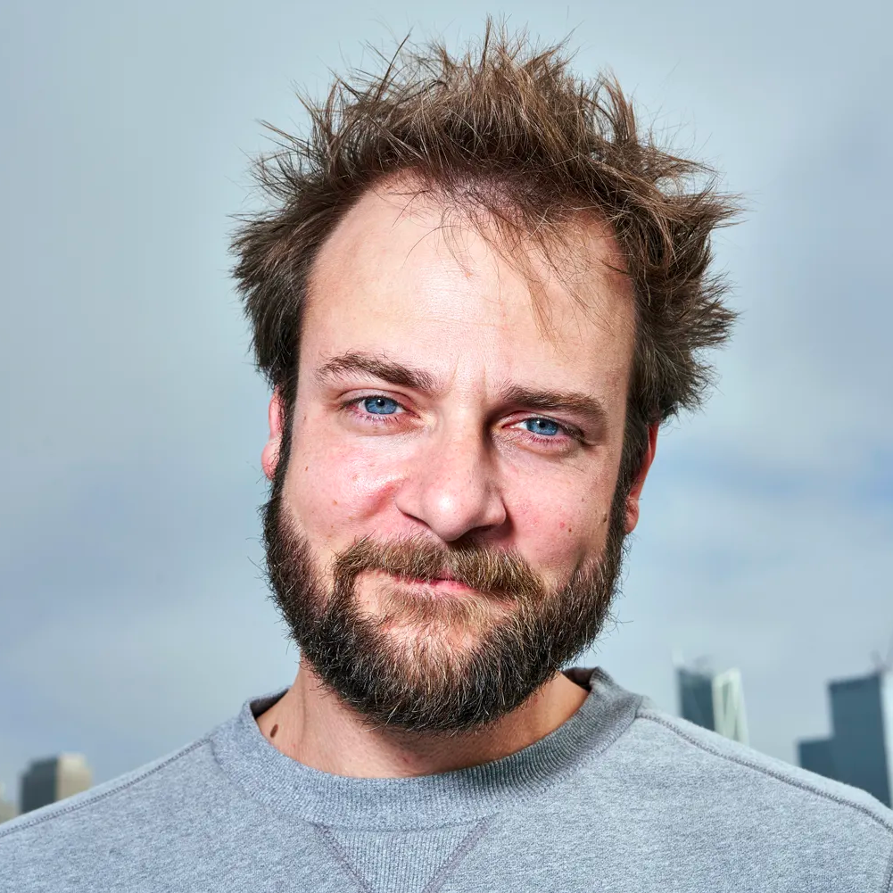 Evan Sharp – Medium