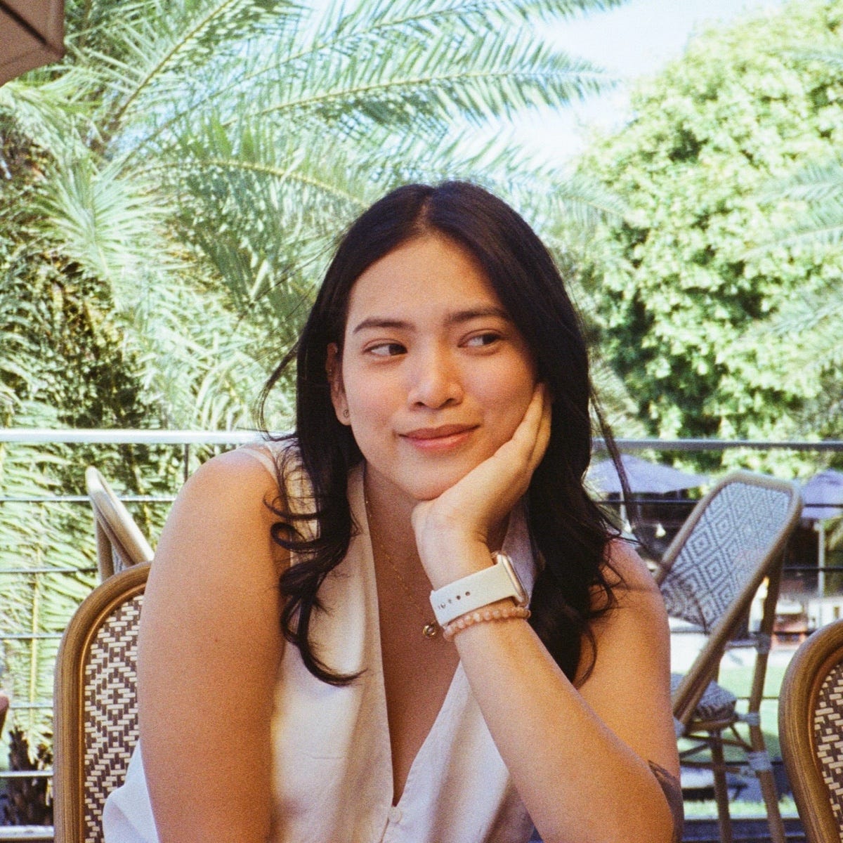Eloisa Mae – Medium