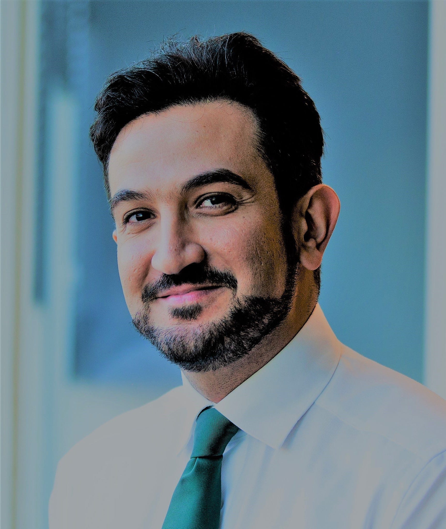 Sam Vakili – Medium